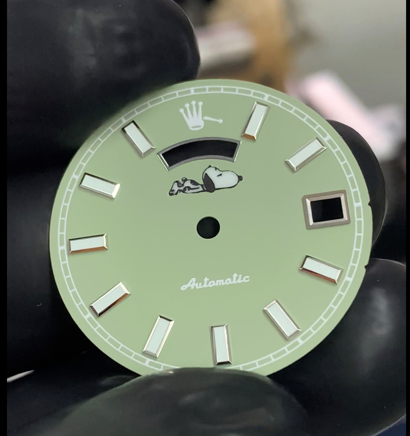 Dial maker - SP-01 snoopy Dial With Full lume day /date wheel for NH36 ...